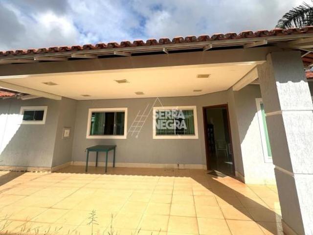 CASA 4 QUARTOS ARMARIOS GARAGEM CONDOMINIO FECHADO RUA 10 VICENTE PIRES DF