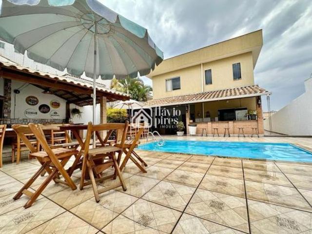 Casa 4 quartos Bairro Cabral