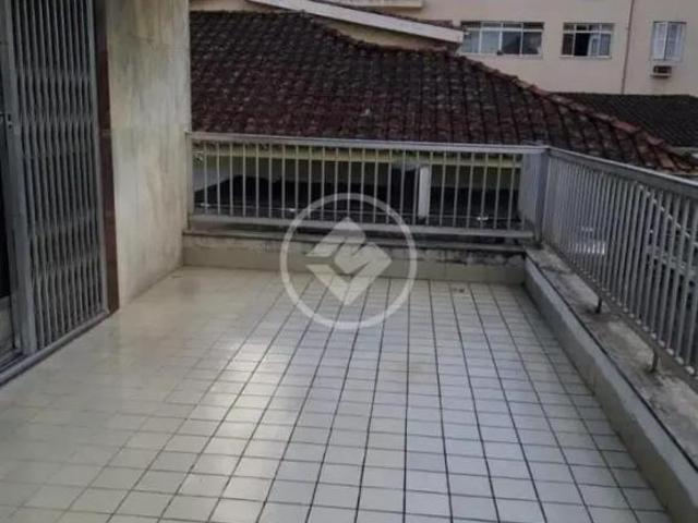Casa 4 quartos Boqueirão Santos
