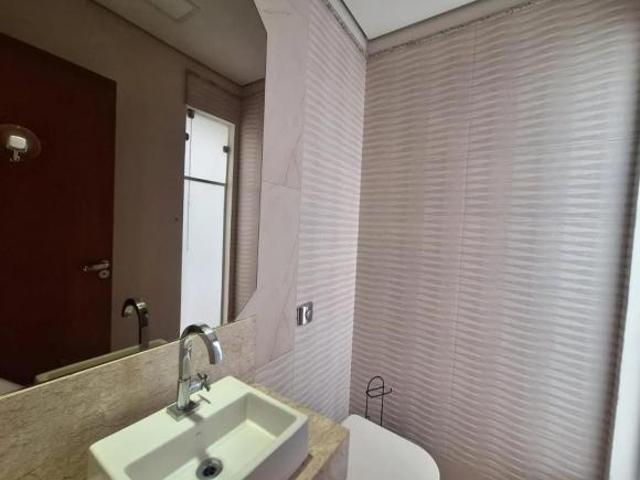 Casa 4 Quartos com 3 Suítes e 360m² Jardim Esmeralda