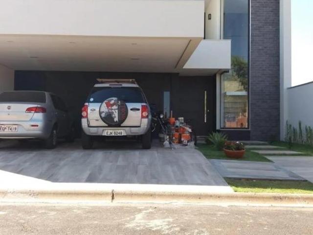 Casa 4 Quartos com 4 Suítes e 275m² Jardim Aquárius