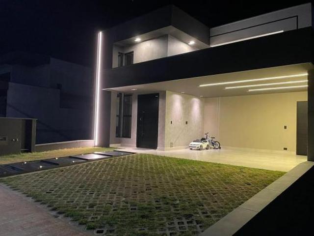 Casa 4 Quartos com 4 Suítes e 280m² Residencial Verana Parque Alvorada