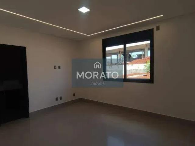 Casa 4 Quartos com Suíte, e 4 vagas de garagem em Lagoa Santa no Condomínio Eco Village