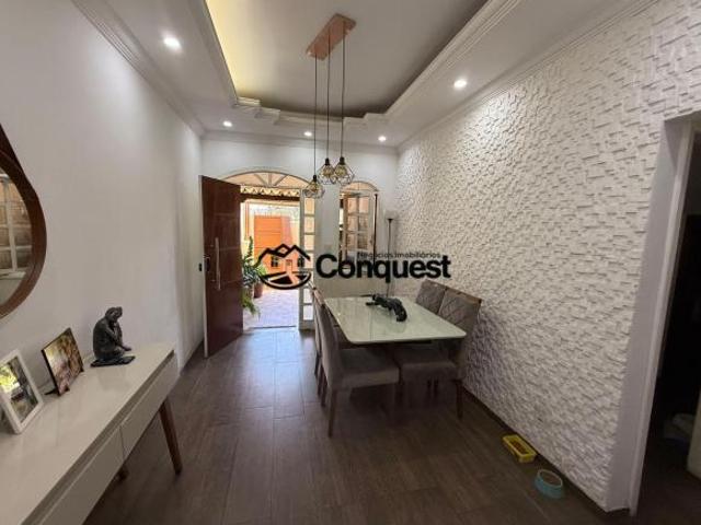 Casa 4 Quartos com suíte, 03 vagas de garagem