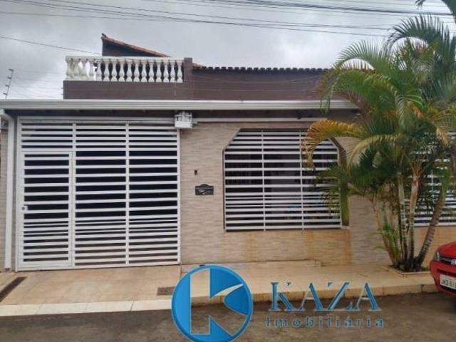 CASA 4 QUARTOS COM SUÍTE EM EXCELENTE LOCALIZAÇÃO ETAPA A VALPARAÍSO