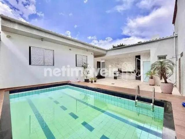 Casa 4 quartos com piscina a venda no itapoã