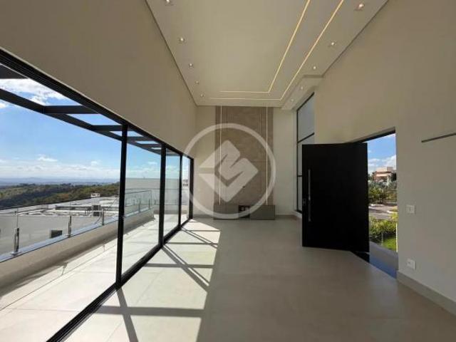 Casa 4 quartos, com piscina, condominio fechado