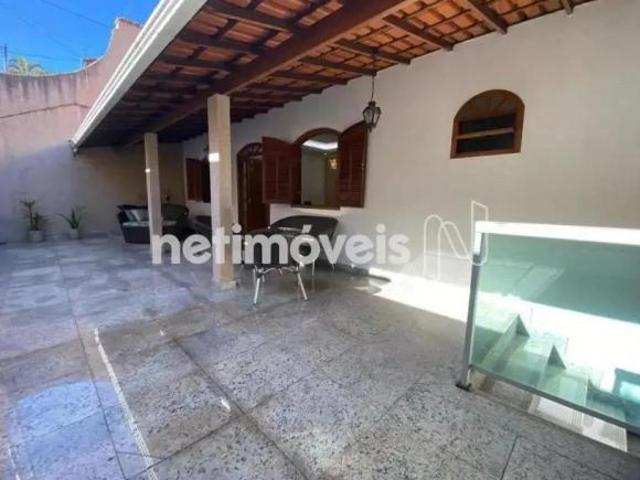 Casa 4 quartos com piscina no Itapoã