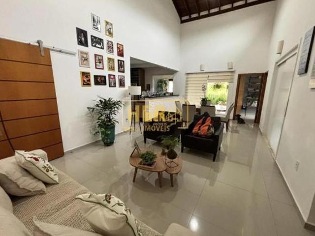 Casa 4 quartos e piscina no Residencial dos Lagos Itupeva