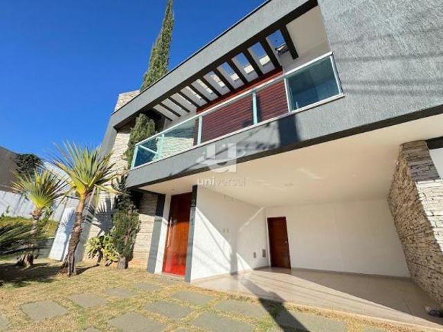 Casa 4 quartos Estrela Sul