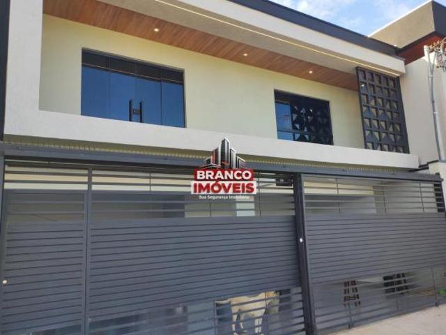 Casa 4 quartos para Venda Guará II, NOVINHA, EXTREMAMENTE CLARA E ALTO PADRÃO