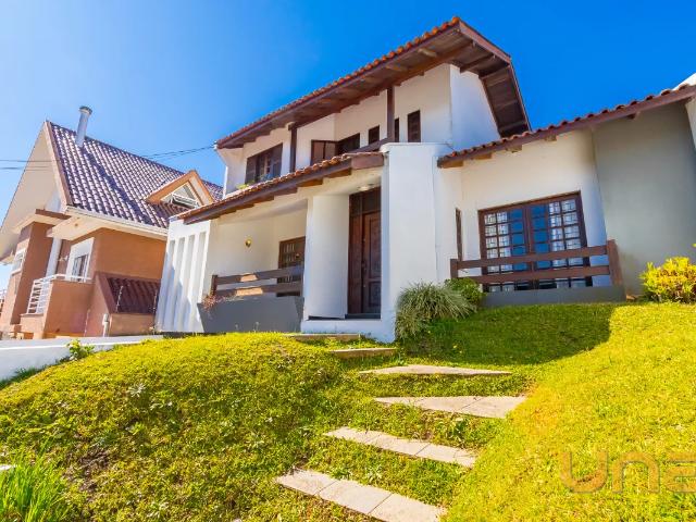 Casa 4 Quartos Pilarzinho 288m²