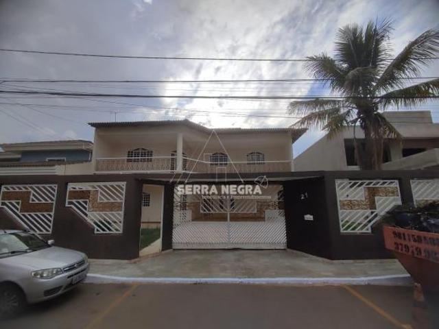 CASA 4 QUARTOS SOBRADO GARAGEM LAZER COMPLETO PISCINA RUA 8 VICENTE PIRES DF