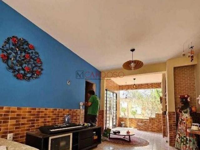 Casa 4 quartos, Suite, Churrasqueira, 2 vagas, Arniqueiras CH 05 27