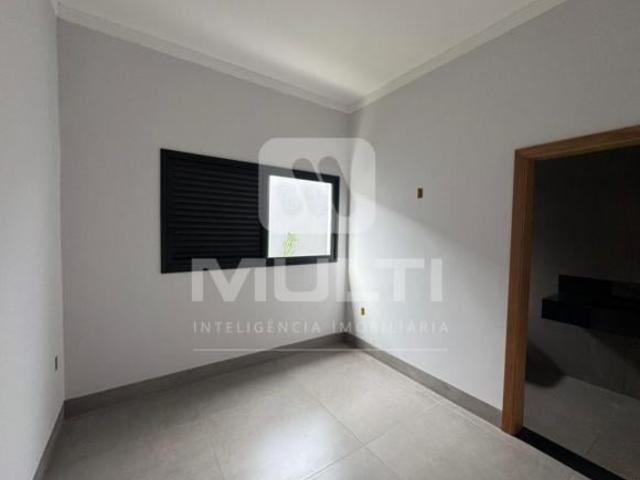 Casa para venda em Grand Ville, Uberlândia