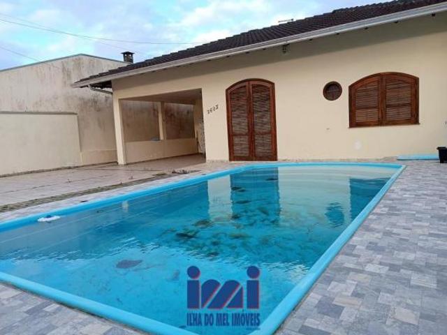 Casa 50 metros da praia Brejatuba com piscina