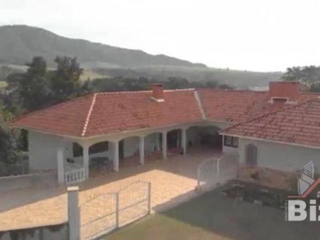 Casa 5 dorm. 800m2 em terreno 4.000m2 Venda R$ 4.240.000 Chácara Malota Jundiaí/SP