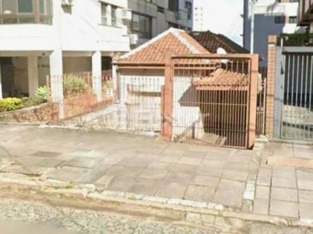 Casa, 5 dormitórios, 120 m², em Petrópolis