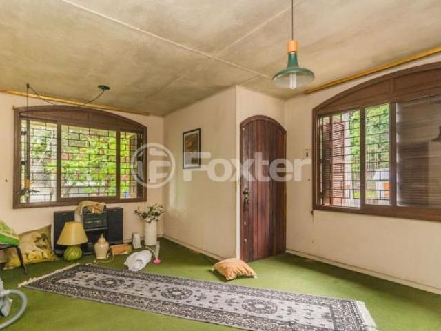 Casa, 5 dormitórios, 203.05 m², em Passo da Areia