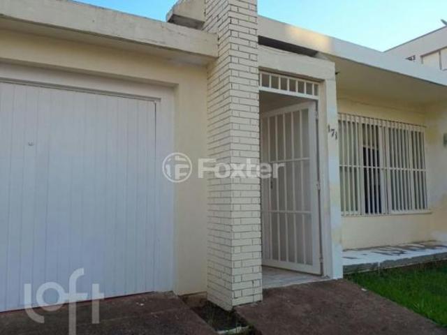 Casa, 5 dormitórios, 225 m², em Menino Deus