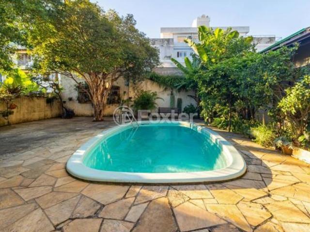 Casa, 5 dormitórios, 223.36 m², em Vila Eunice Nova