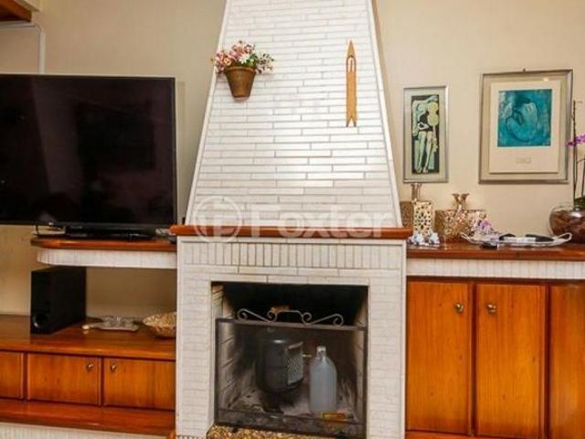 Casa, 5 dormitórios, 235 m², em Cavalhada