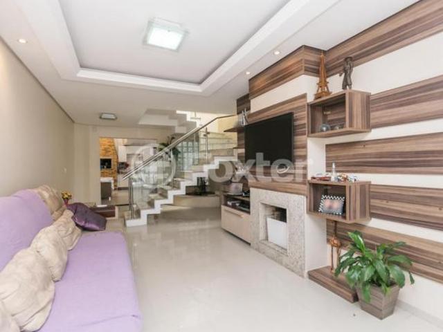 Casa, 5 dormitórios, 242.79 m², em Sarandi