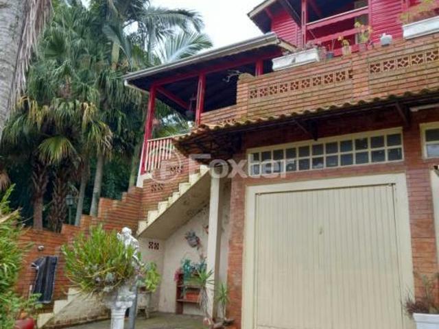 Casa, 5 dormitórios, 250 m², em União