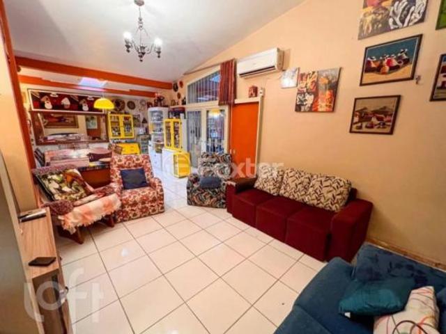 Casa, 5 dormitórios, 266.6 m², em São José