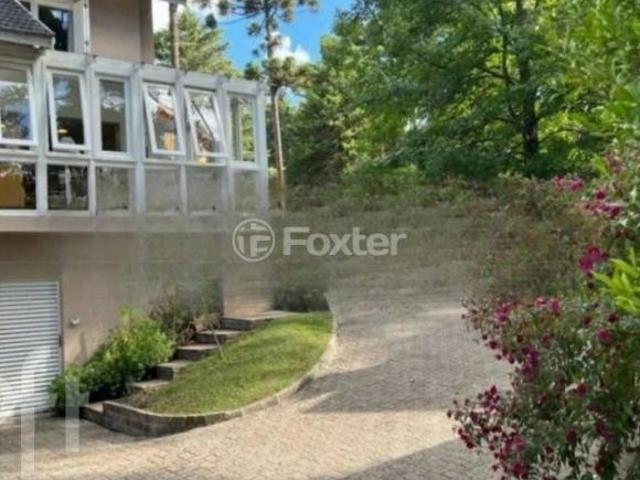 Casa, 5 dormitórios, 270 m², em Vila Luiza