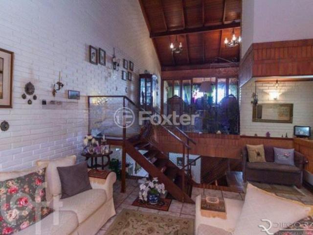 Casa, 5 dormitórios, 287 m², em Teresópolis