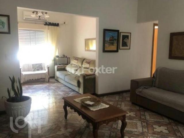 Casa, 5 dormitórios, 280 m², em Coronel Aparício Borges