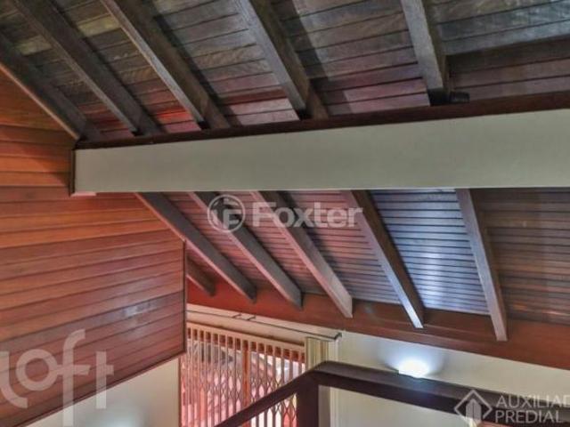 Casa, 5 dormitórios, 280 m², em Cristal