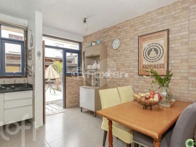 Casa, 5 dormitórios, 292 m², em São João
