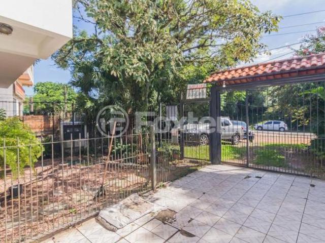 Casa, 5 dormitórios, 308 m², em Cavalhada