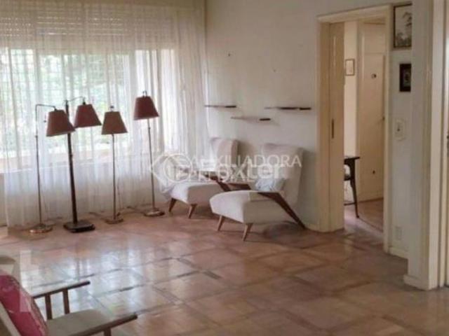 Casa, 5 dormitórios, 300 m², em Auxiliadora