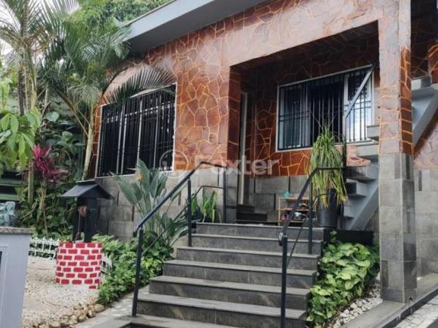 Casa, 5 dormitórios, 300 m², em Planalto Paulista