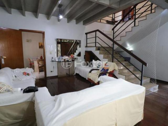 Casa, 5 dormitórios, 336 m², em Jardim da Glória