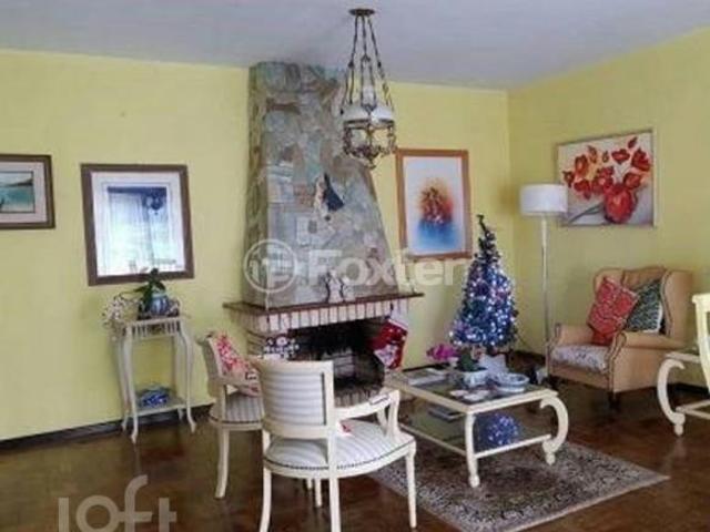 Casa, 5 dormitórios, 338.73 m², em Ouro Branco