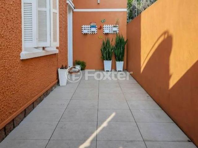 Casa, 5 dormitórios, 360 m², em Rio Branco