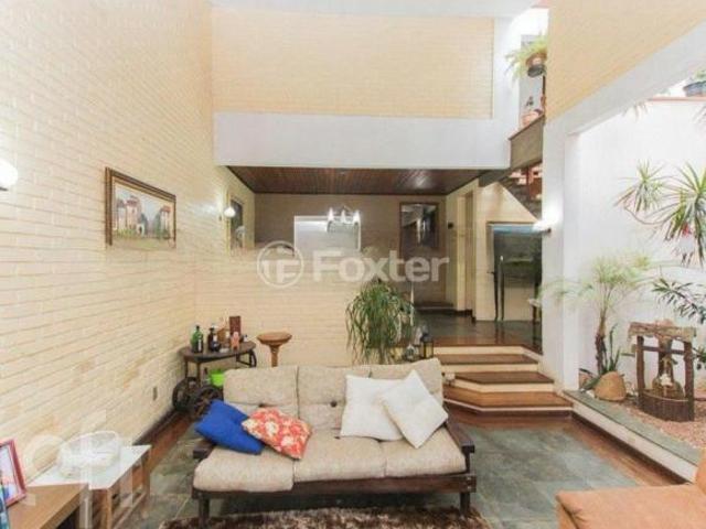 Casa, 5 dormitórios, 362 m², em Boa Vista