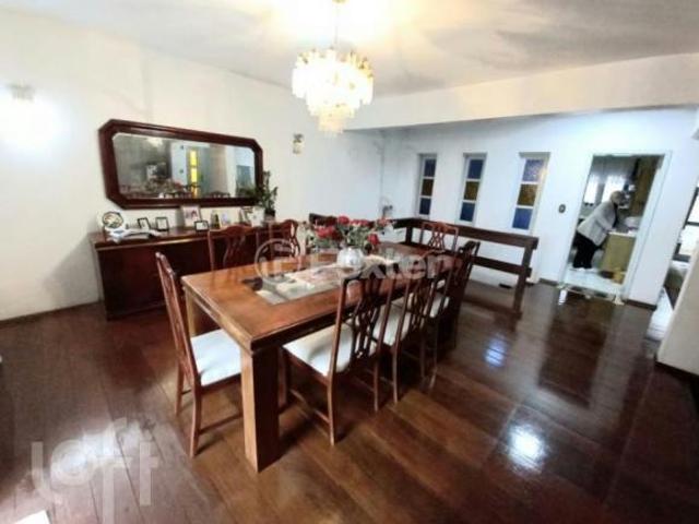 Casa, 5 dormitórios, 392.24 m², em Ideal