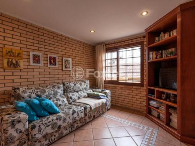 Casa, 5 dormitórios, 422 m², em Santa Tereza