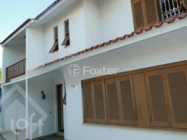 Casa, 5 dormitórios, 450 m², em Igara