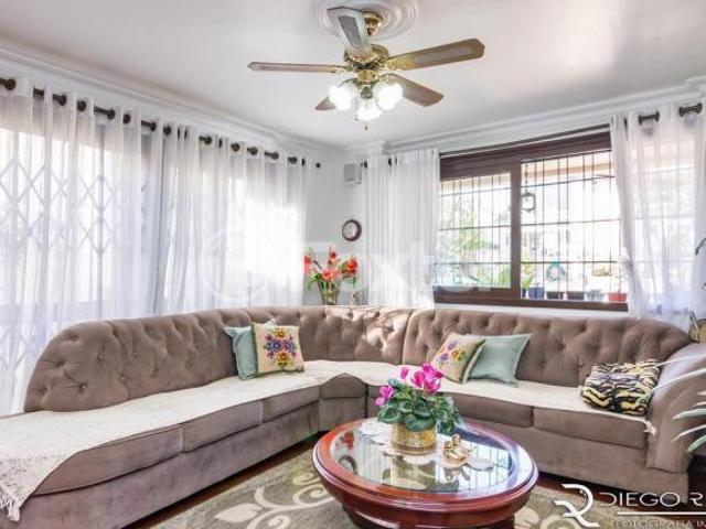 Casa, 5 dormitórios, 484 m², em Cristal