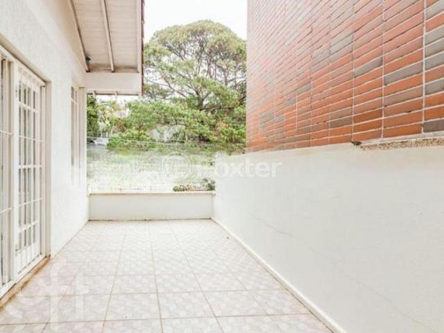 Casa, 5 dormitórios, 540 m², em Três Figueiras