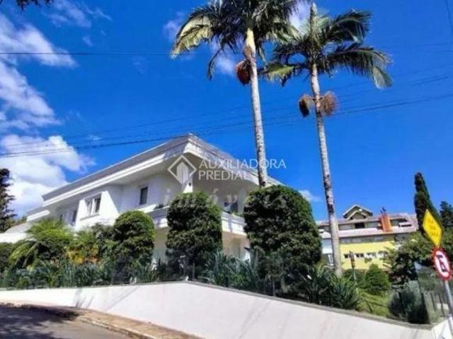 Casa 5 dormitórios Centro Nova Petrópolis