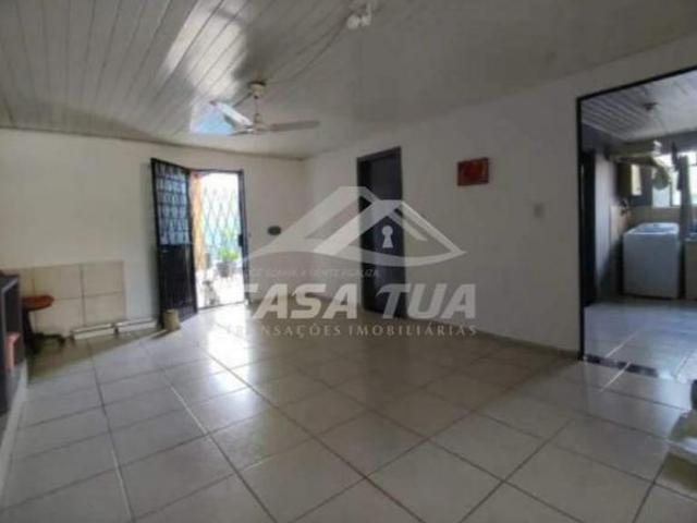 CASA 5 DORMITORIOS BOQUEIRÃO