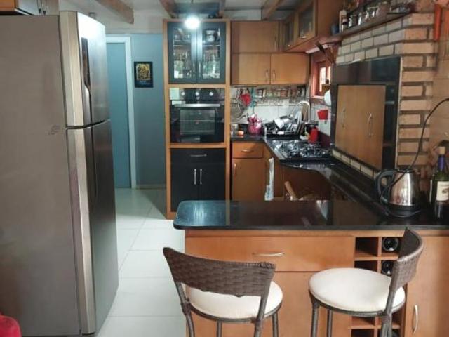 Casa 5 Dormitórios Bairro Mato Queimado