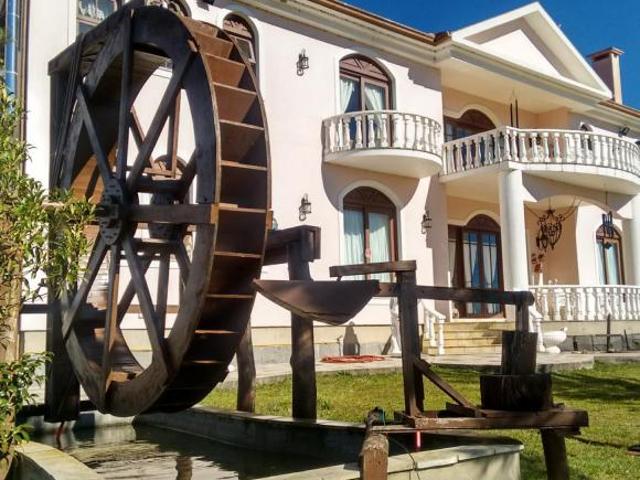 CASA 5 DORMITÓRIOS Bairro Centro